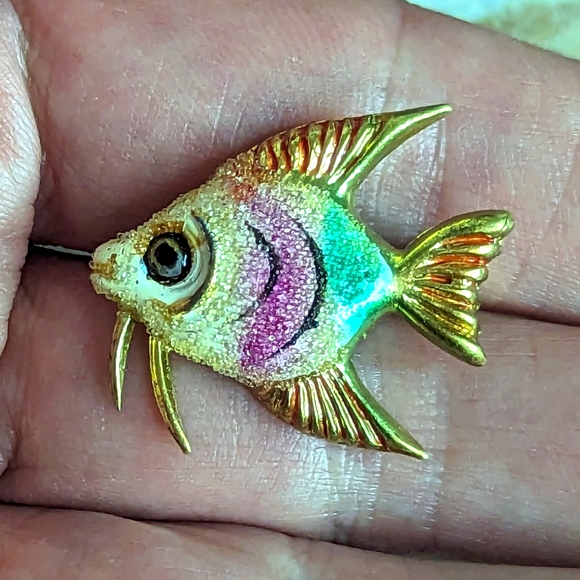 Vintage | Jewelry | Vintage Sugar Fish Broachpin | Poshmark